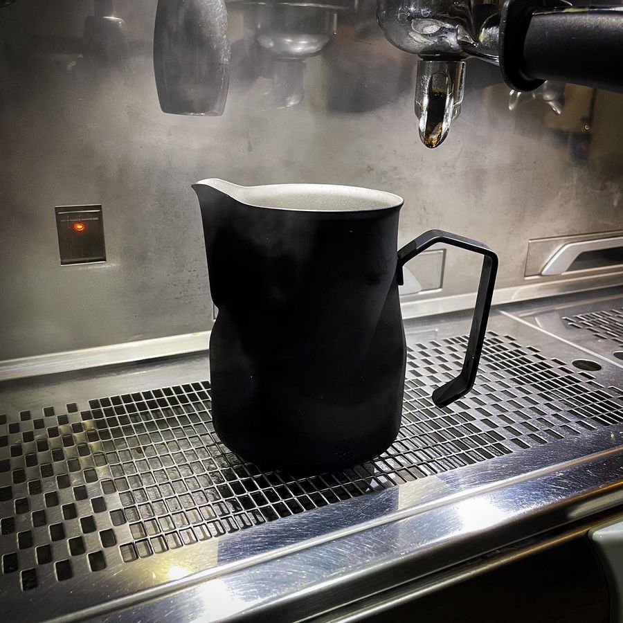 Купити Пітчер 750 мл Motta Europa Чорний Milk Pitcher молочник ...